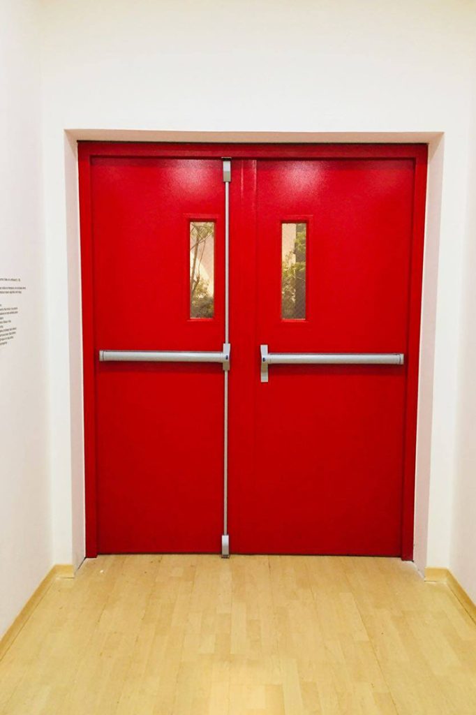 Comercial – AMD Doors